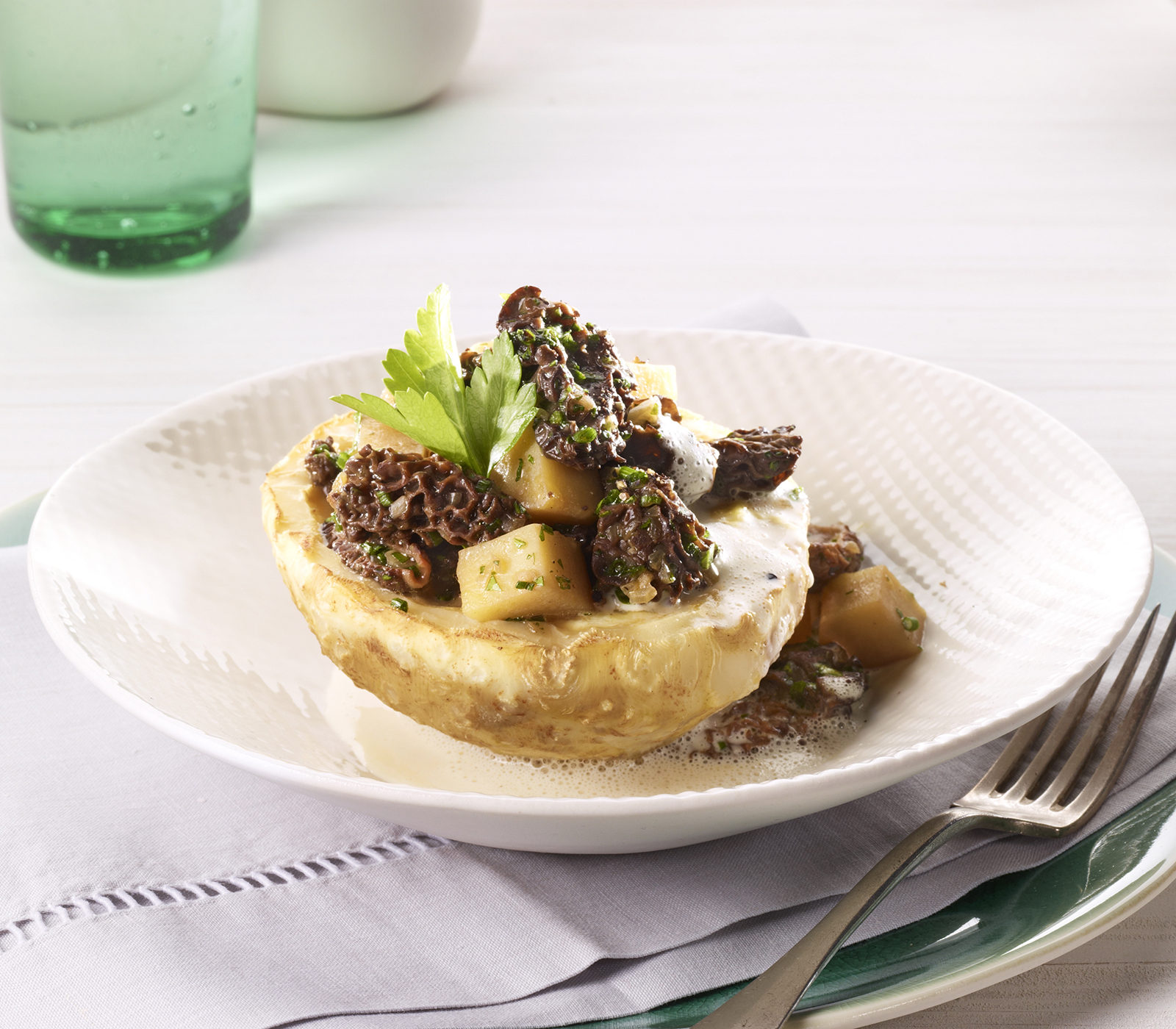 Gefüllter Sellerie mit Morcheln und Kartoffeln | Einfach Kochen by Meta ...